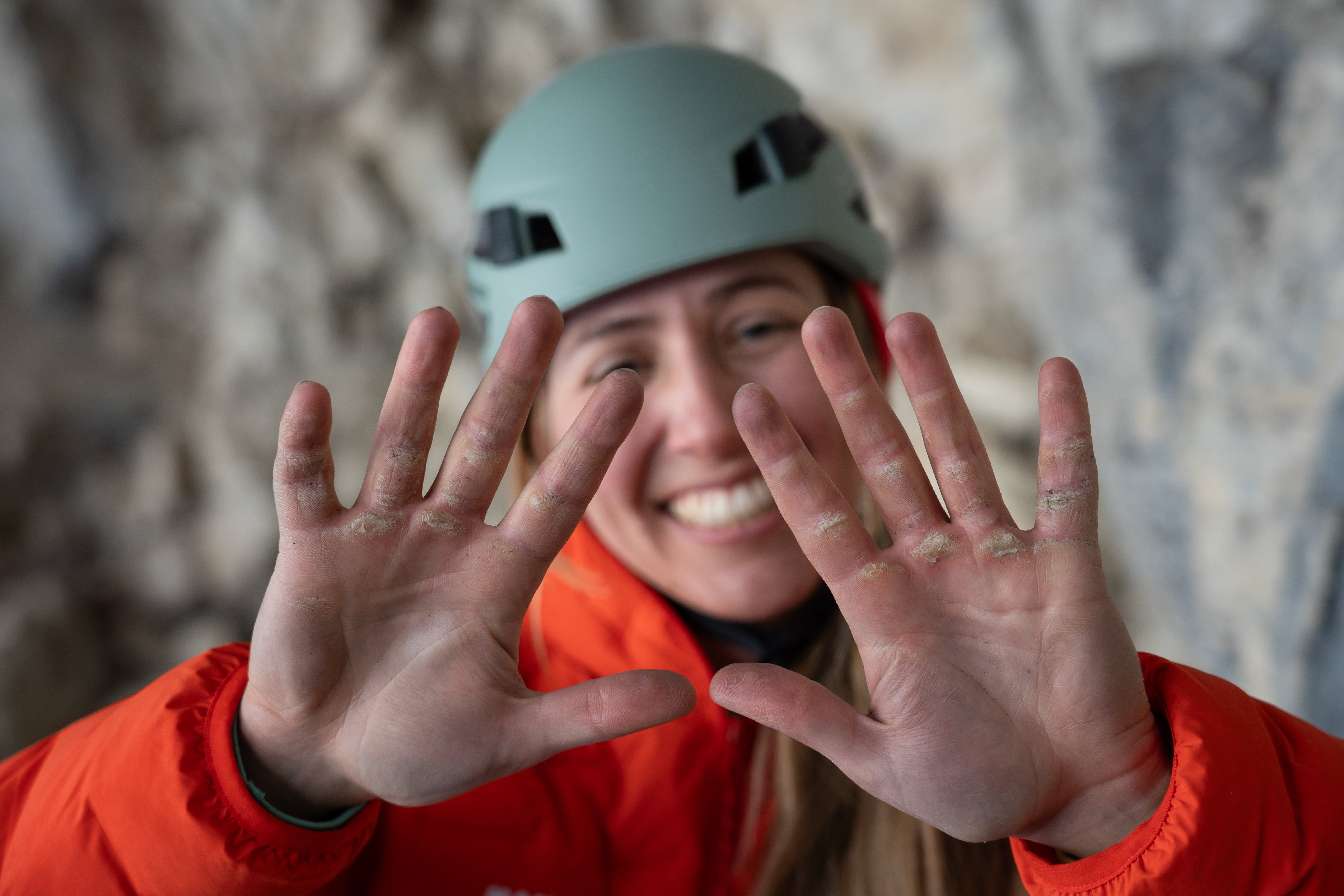 How Cold Weather Affects Your Hands, and How the Right Gloves Protect ...